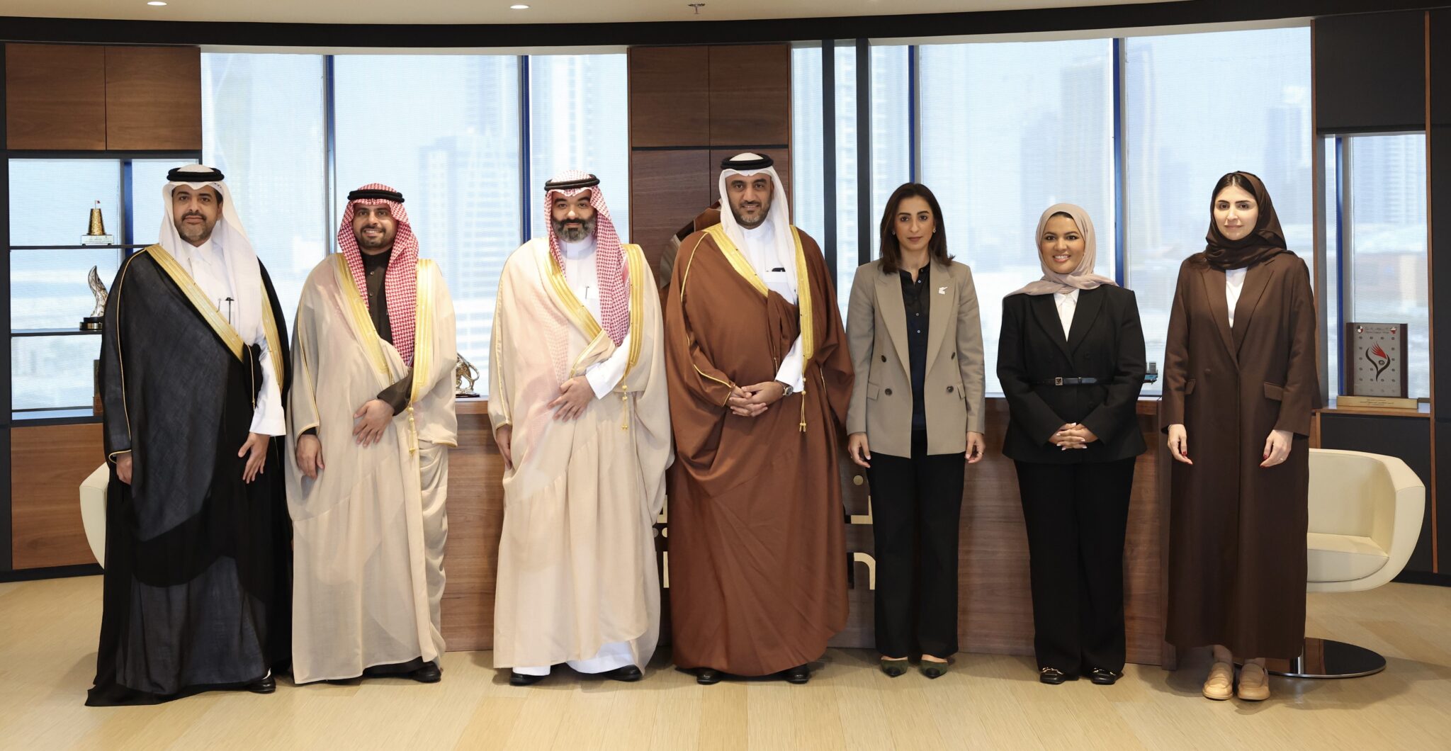 As part of a visit to the Labour Fund Tamkeen Minister of Cabinet Affairs receives Saudi ...